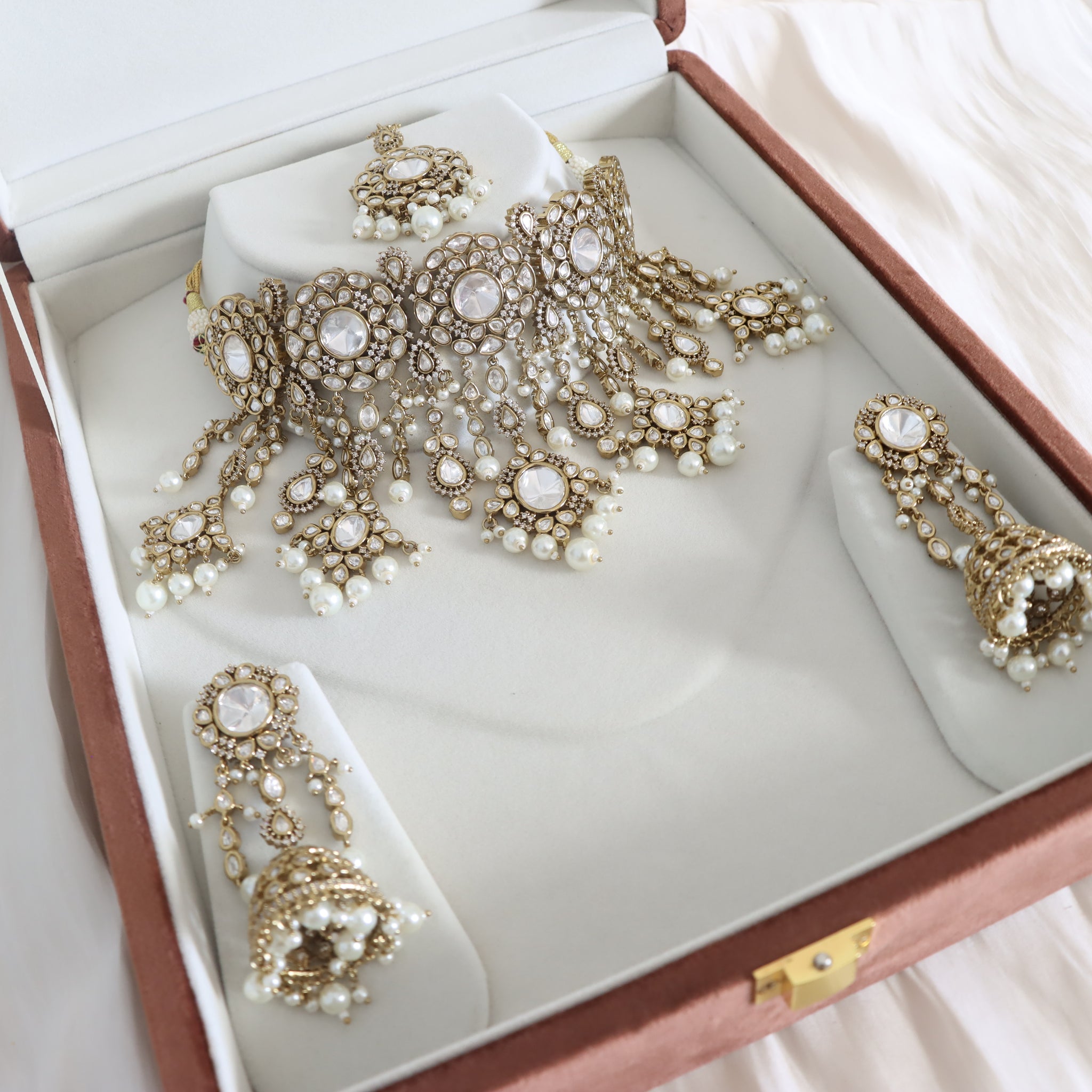 Geeti Necklace Set | Luxury Range | Bridal Jewellery